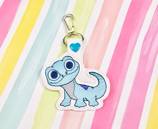 Sketchy Blue Lizard Snap Tab – Crashing Waves Designs