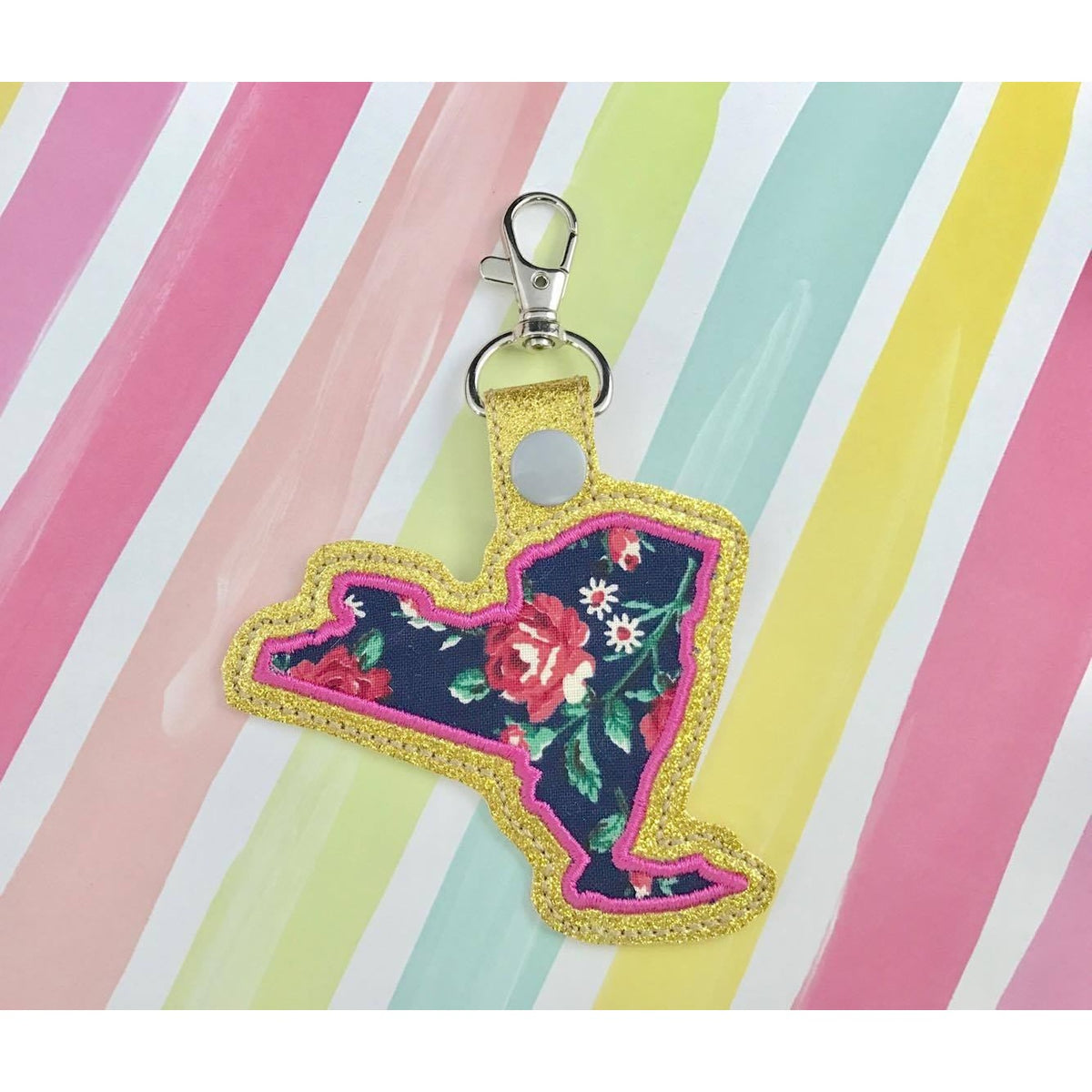 New York Applique Snap Tab – Crashing Waves Designs