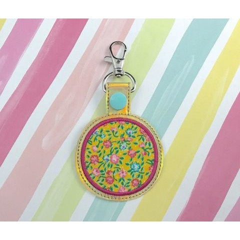 Circle Applique Snap Tab – Crashing Waves Designs